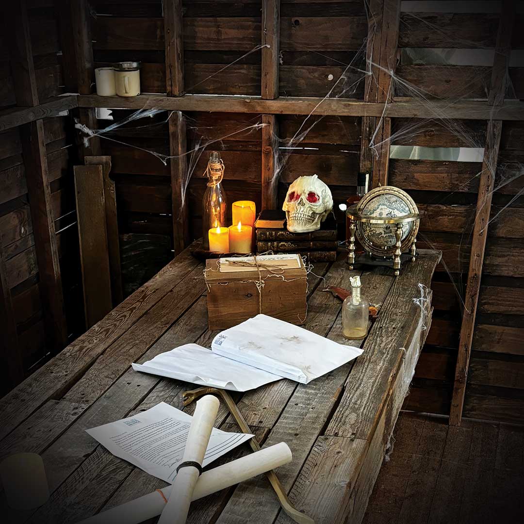 About Us – Mysterious Package Company